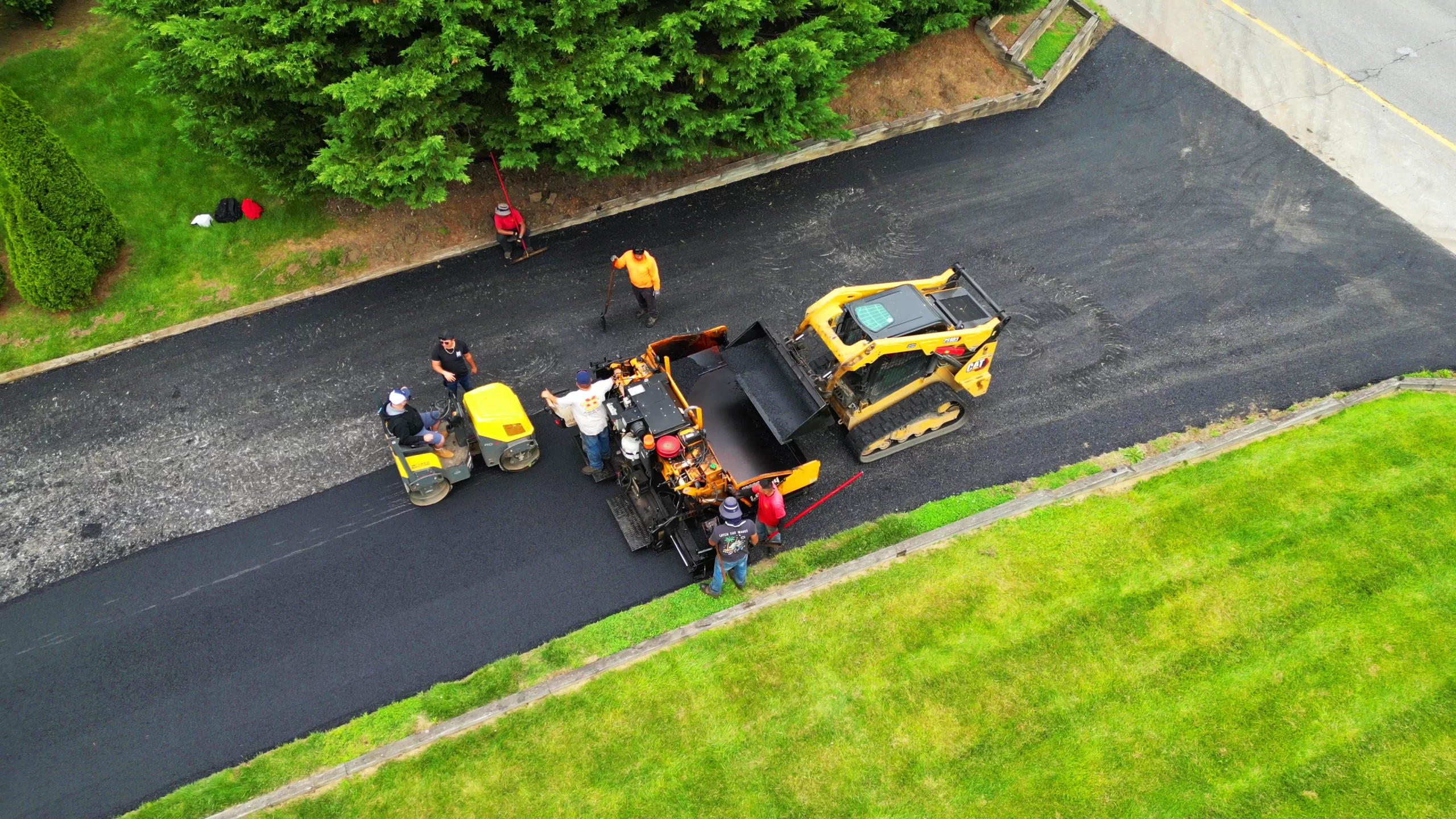 Commercial Paving and Sealcoating Services | Michael's Paving